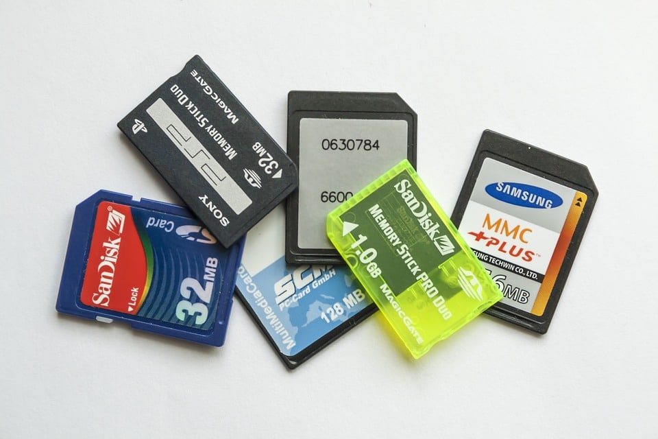 Choisir la bonne carte micro SD : guide complet 2023